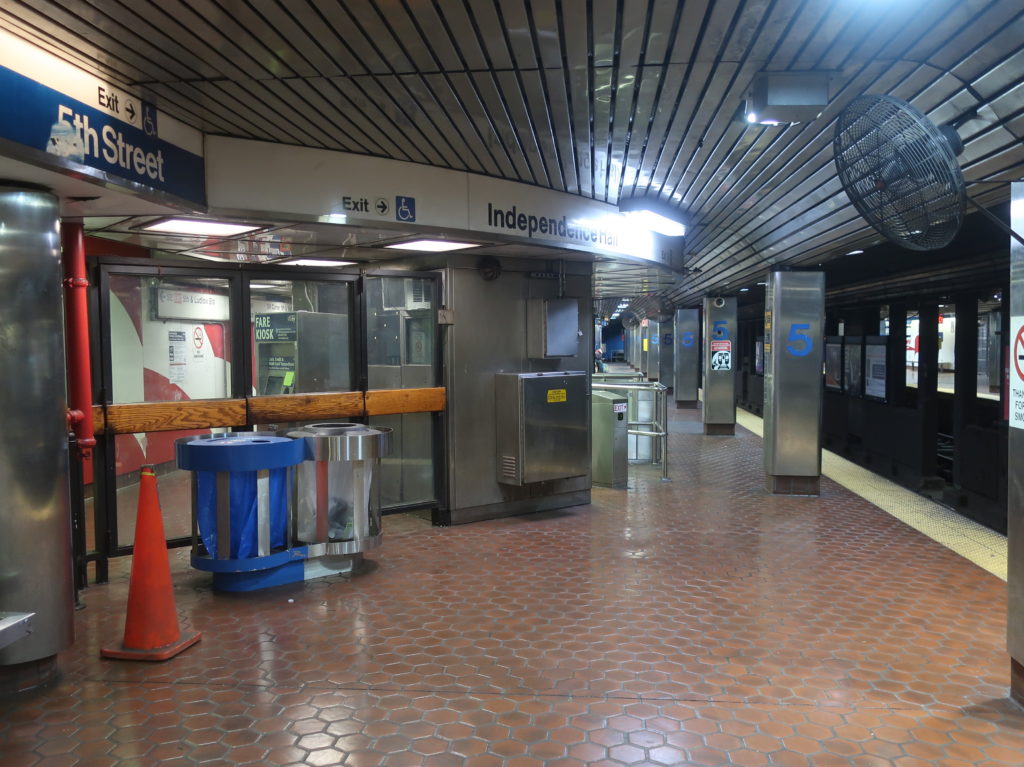 5th Street/Independence Hall (MFL) | Miles in Transit